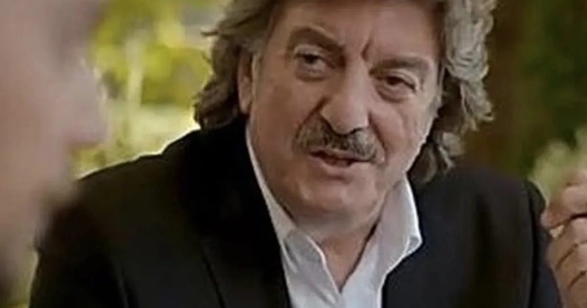 Ünlü oyuncu Ünal Silver, 75 yaşında hayatını kaybetti - Bursa 5n1k